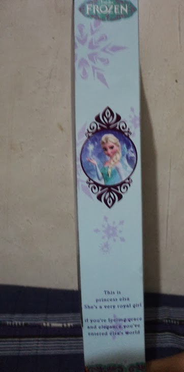 Knocked-off!: Bootleg Toy Review : Bootleg Elsa 12" doll