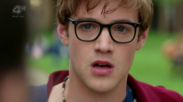 Review My Mad Fat Diary 2x03: Girls