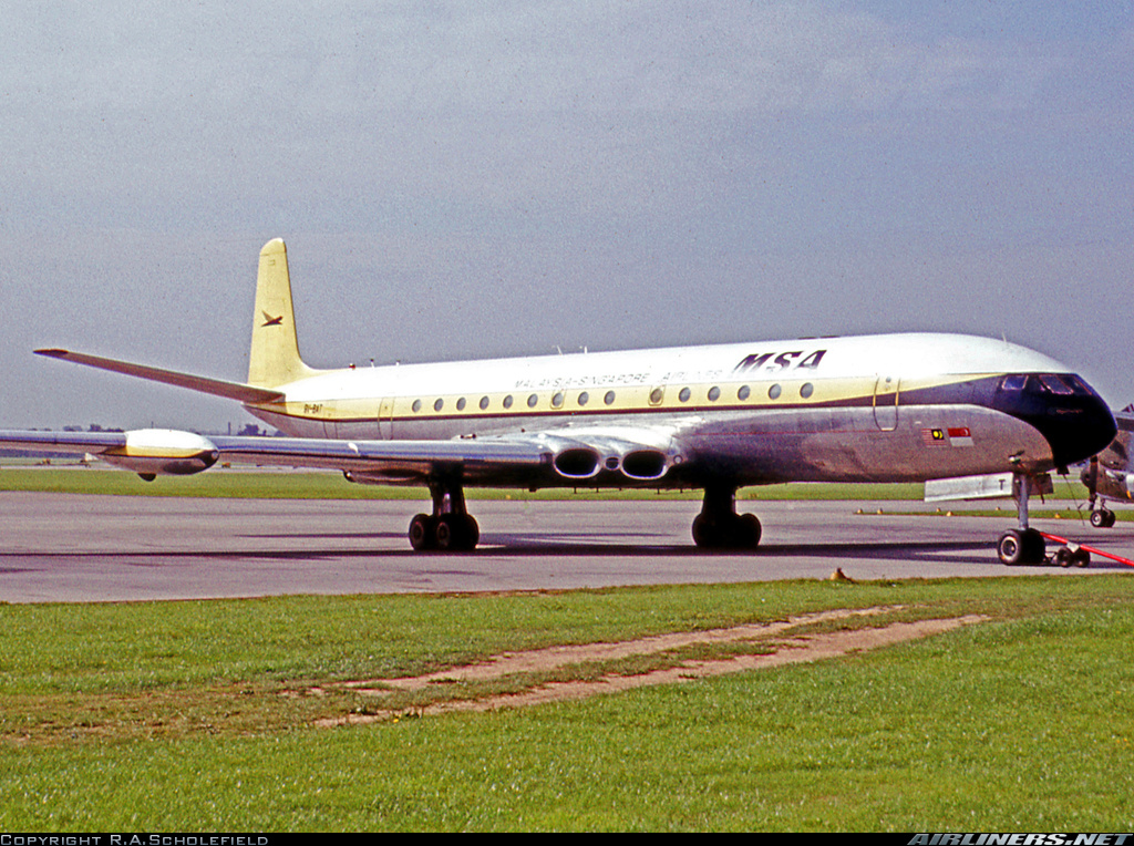 Charles Ryan's Flying Adventure: Aircraft Recognition Guide 5: (Antonov ...