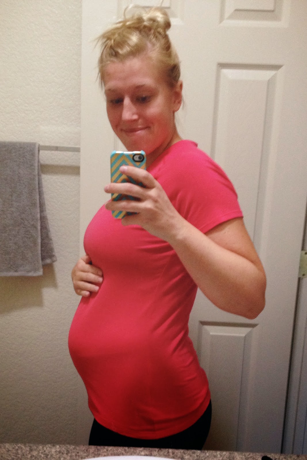 getting back in the groove + 26 week bumpdate - Loving Life Moore