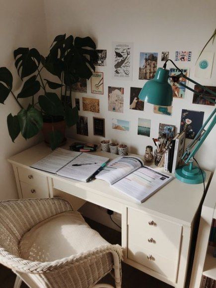 30+ Simple Desk Decor Reference Ideas. - WPICC.Blog