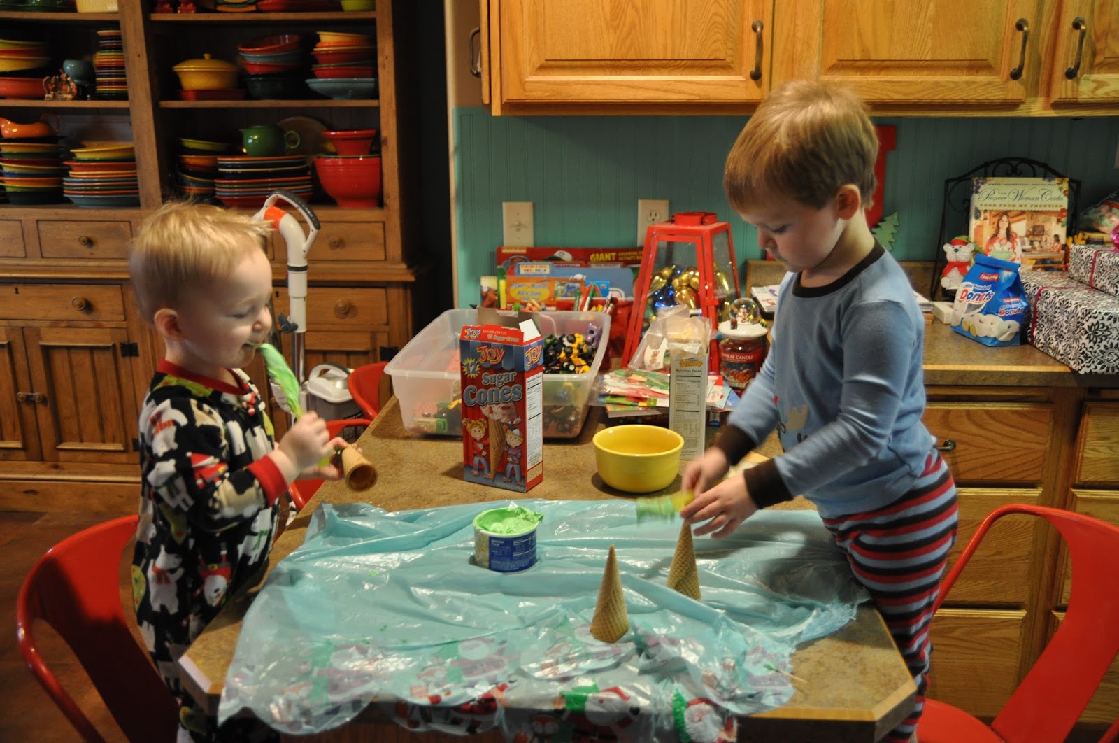 Messy Fun! - the farmer and the southern belle