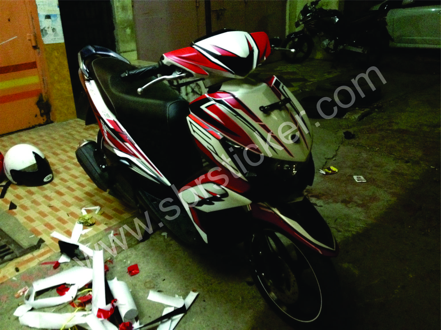 cutting sticker motor makassar ~ Grosir sticker makassar