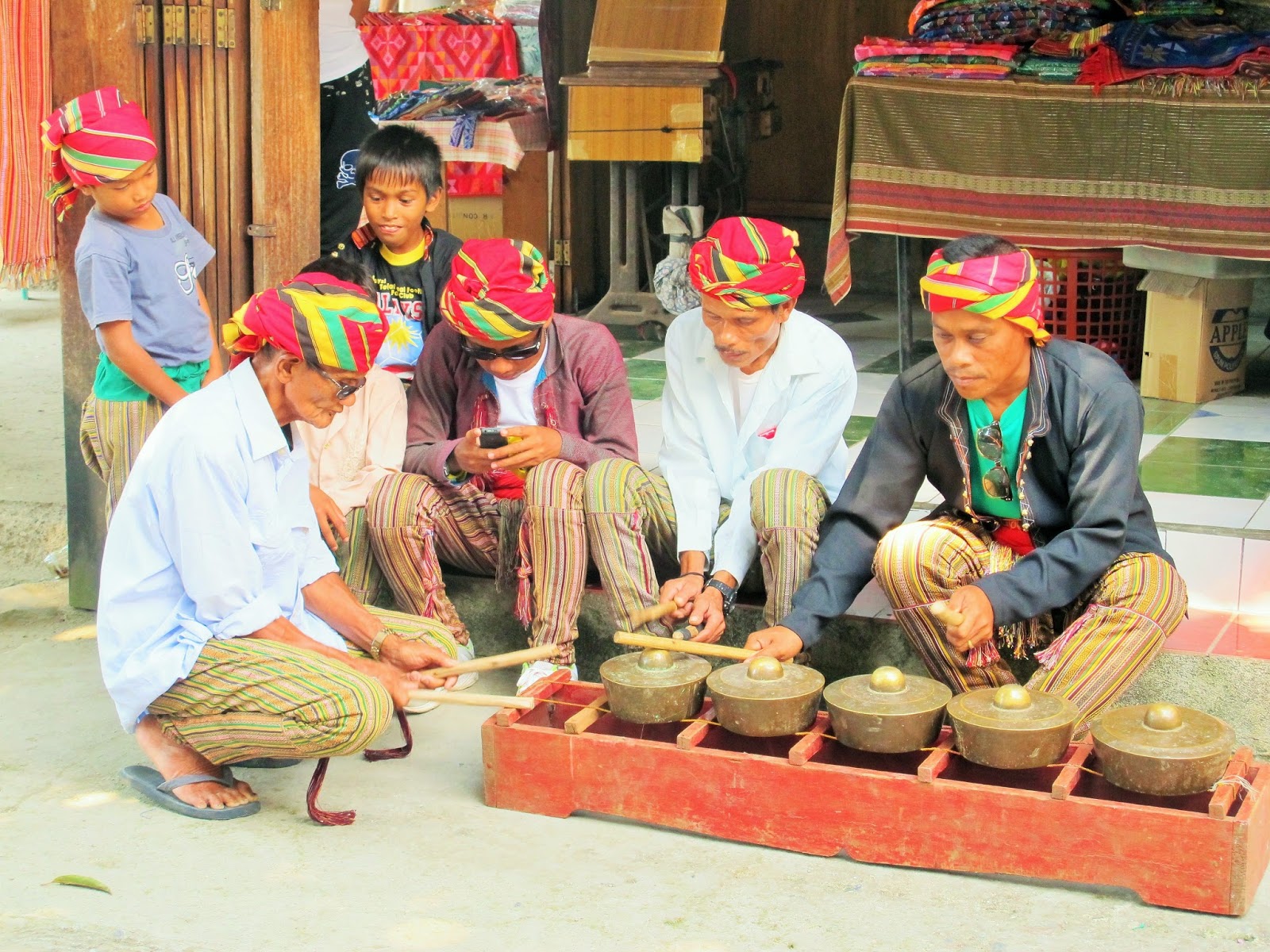 Gridcrosser: Taking Inspirations from Philippine Indigenous Peoples