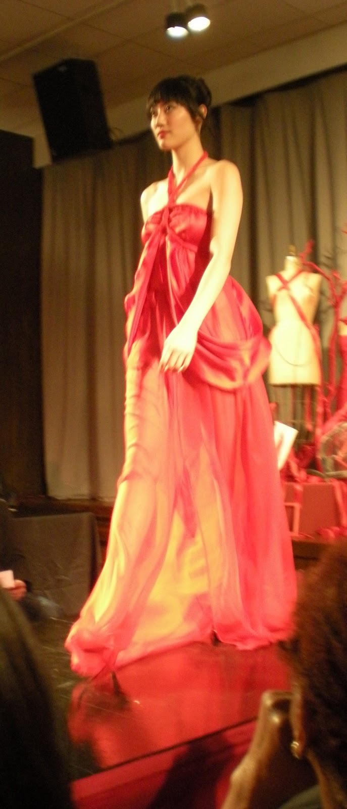 iT Chat: Red Hot Runway - Chicago Red Dress Party