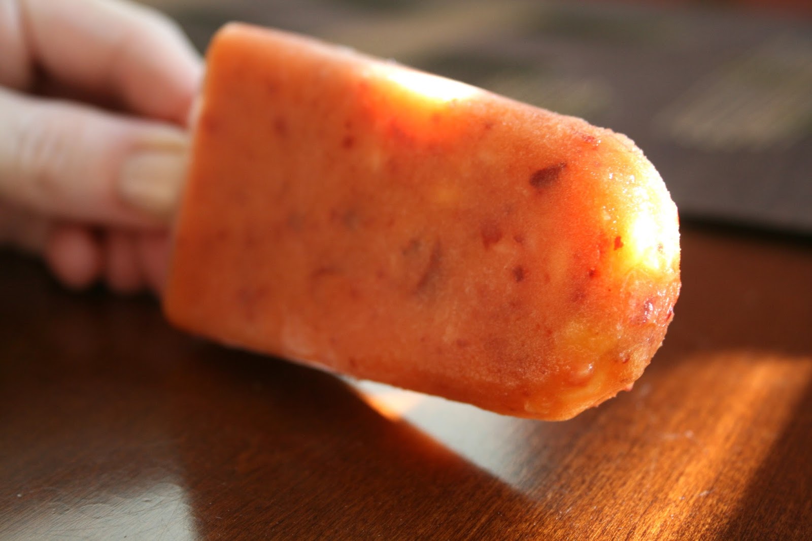 Oregon Transplant: Chunky Peach Popsicles