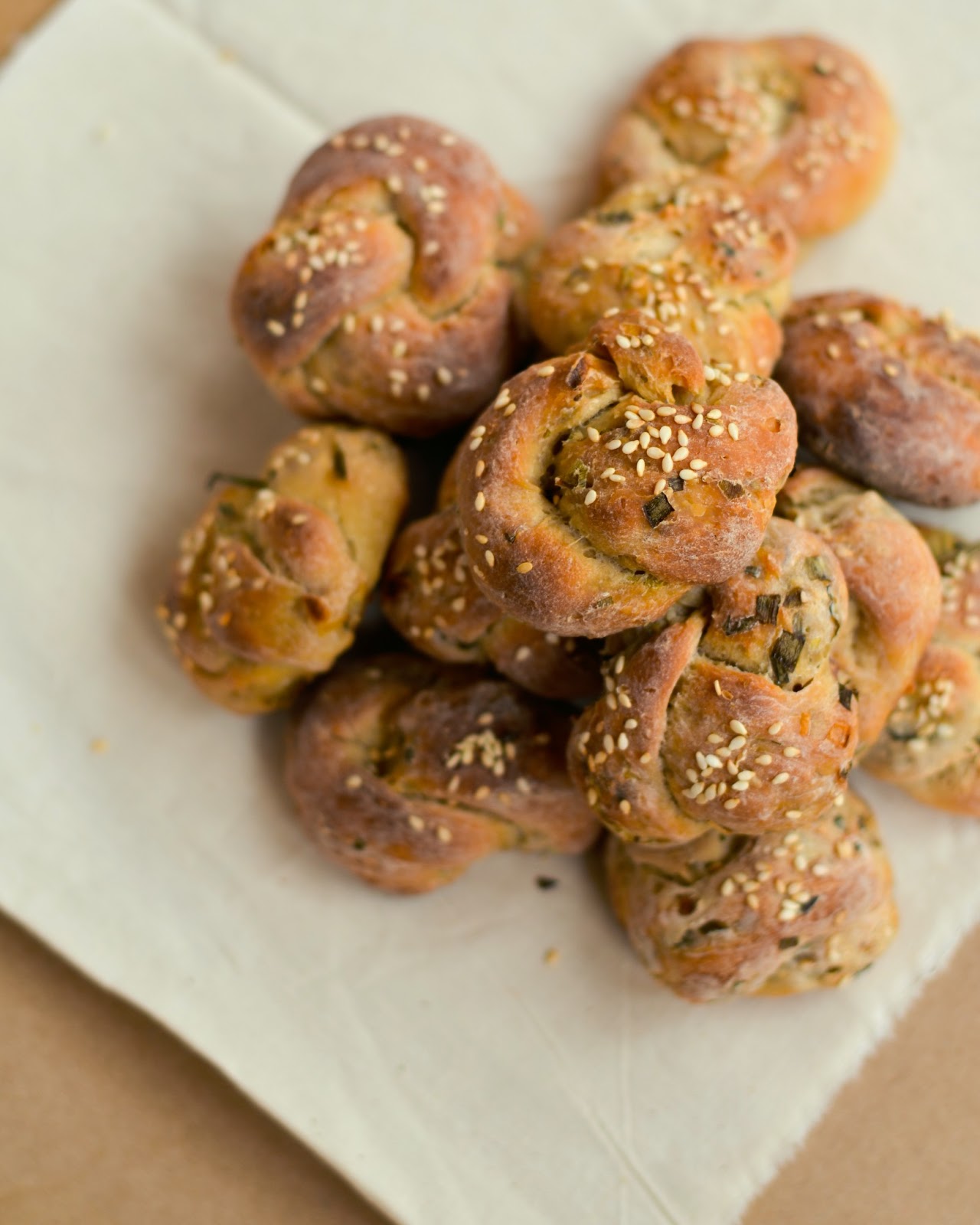 Really, you are related?/-/ Sourdough Shallot bread knots | The ...