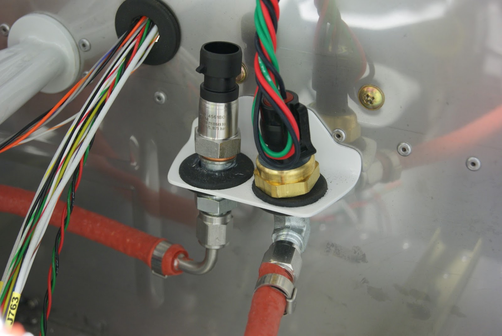 DOG Aviation John's RV-12 Blog: Relocation Of Rotax Oil Pressure ...