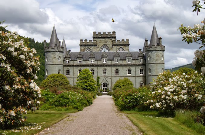Ciao Domenica: A Scottish Castle