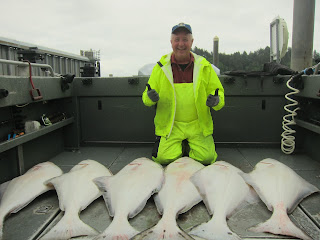 Todds Extreme Fishing: ilwaco halibut, sable fish & shark sighting