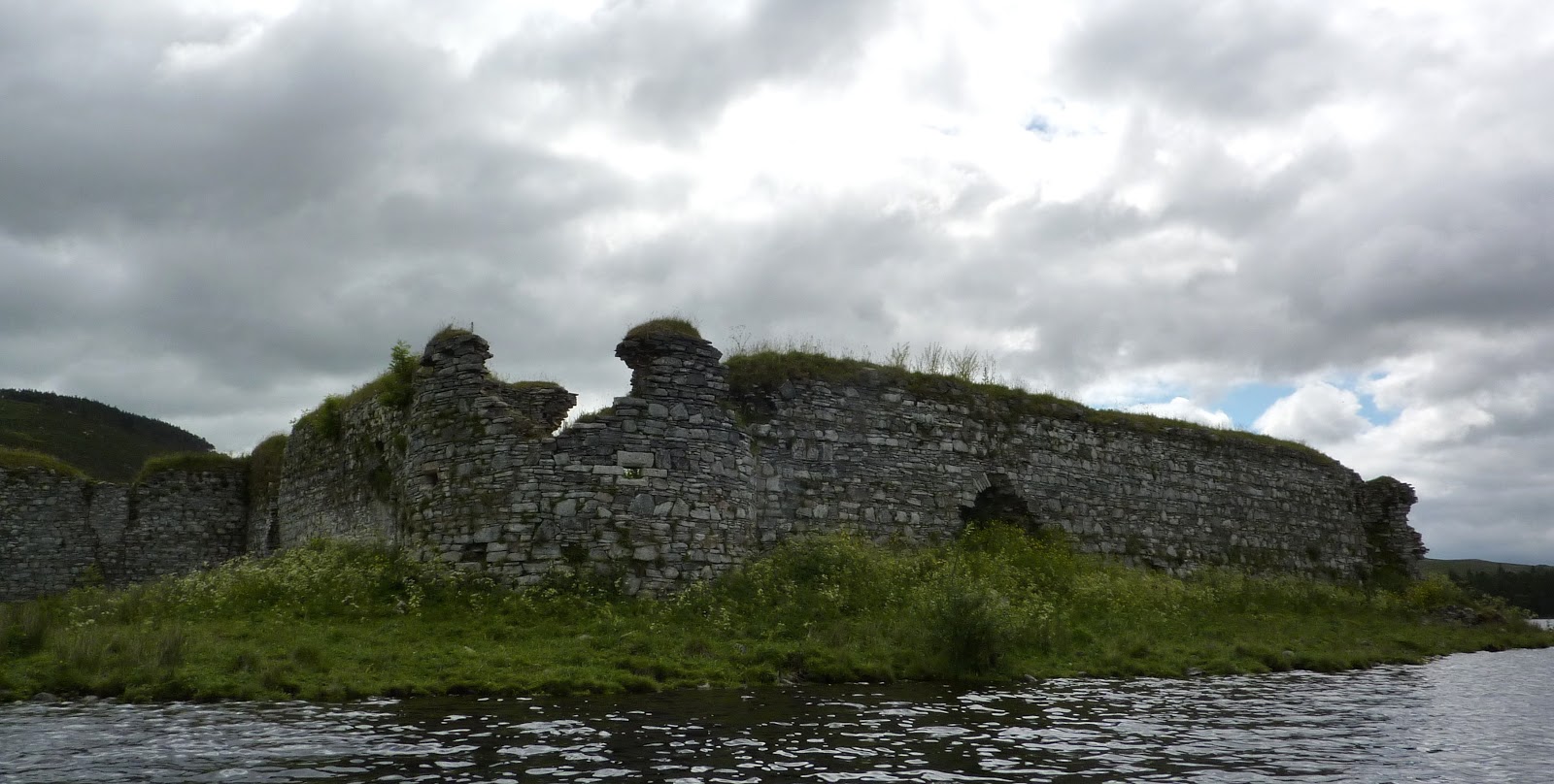 Big Gorse Bush: Lochindorb Canoe.