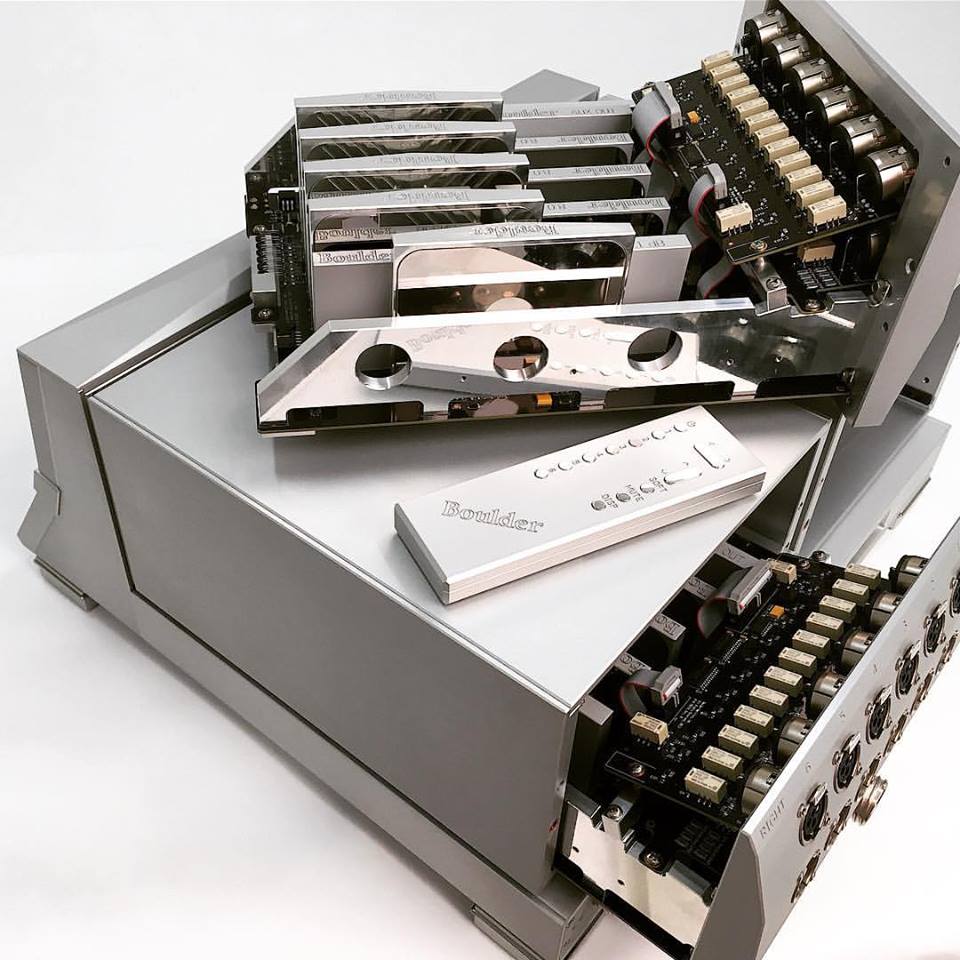 BOULDER 3010 PREAMPLIFIER CHANNEL INNARDS – M & S | Ultimate High-Fidelity