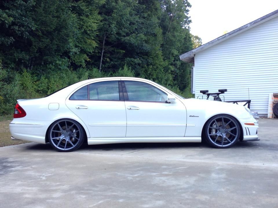 Mercedes-Benz W211 E63 AMG on 20" Verde Axis Wheels | BENZTUNING
