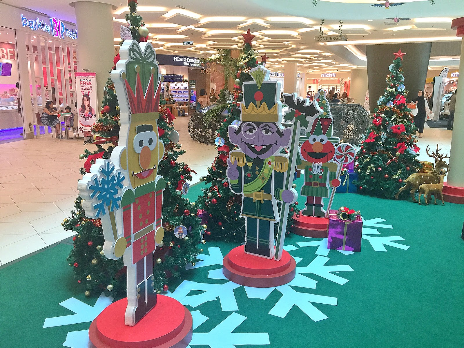 Faith Luv 2 Eat N Travel : Sesame Street at The Starling Mall ...