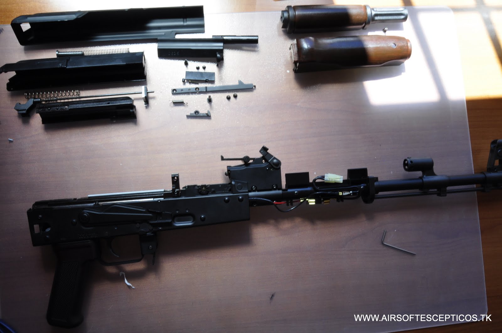 Ak tokyo marui (ak74 MN) desmontaje ( disassembly ) | Stepan