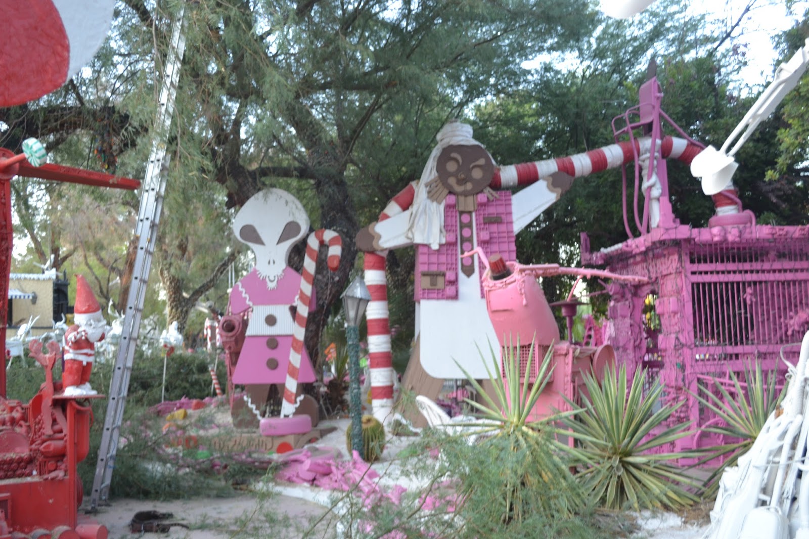 On The Other Side Of The Eye: [Roadtrip] Robolights of Palm Spring!