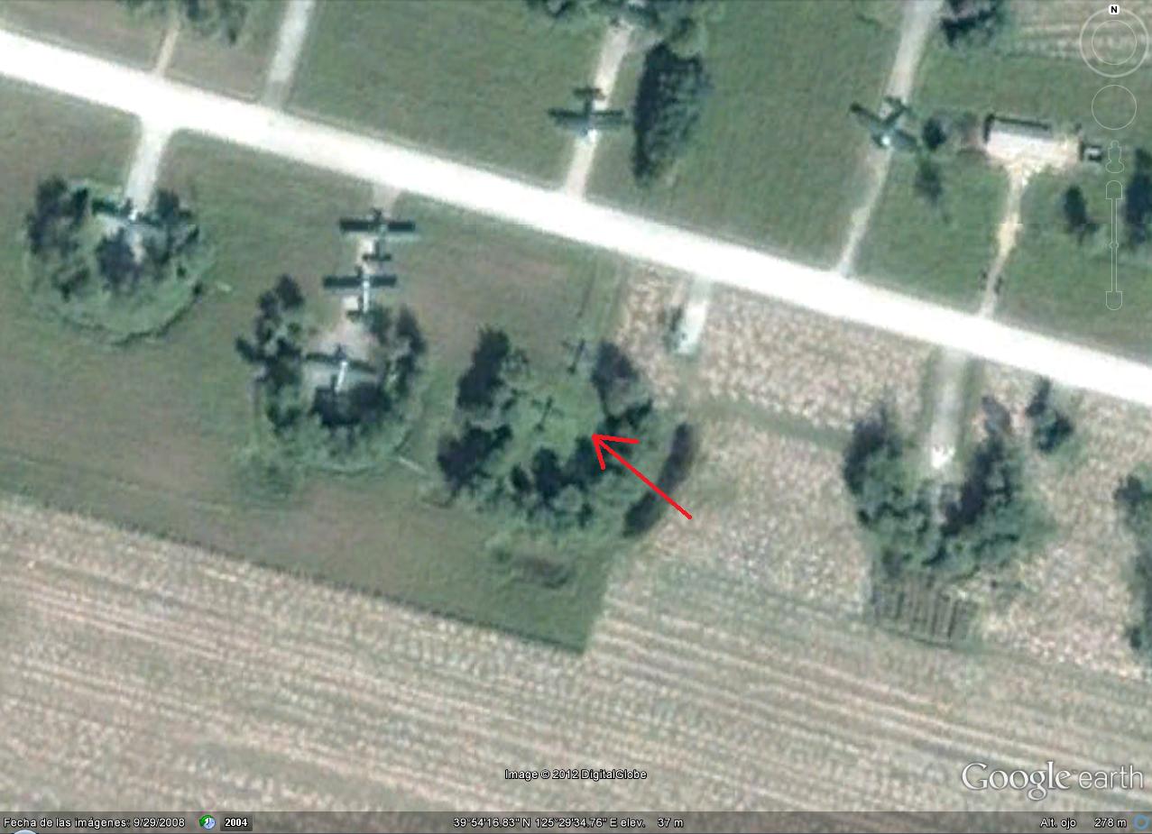 Buscando desde el cielo: Base aérea de Thaechon