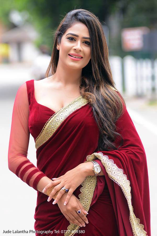 Maheshi Madushanka - Srilanka Models Zone 24x7