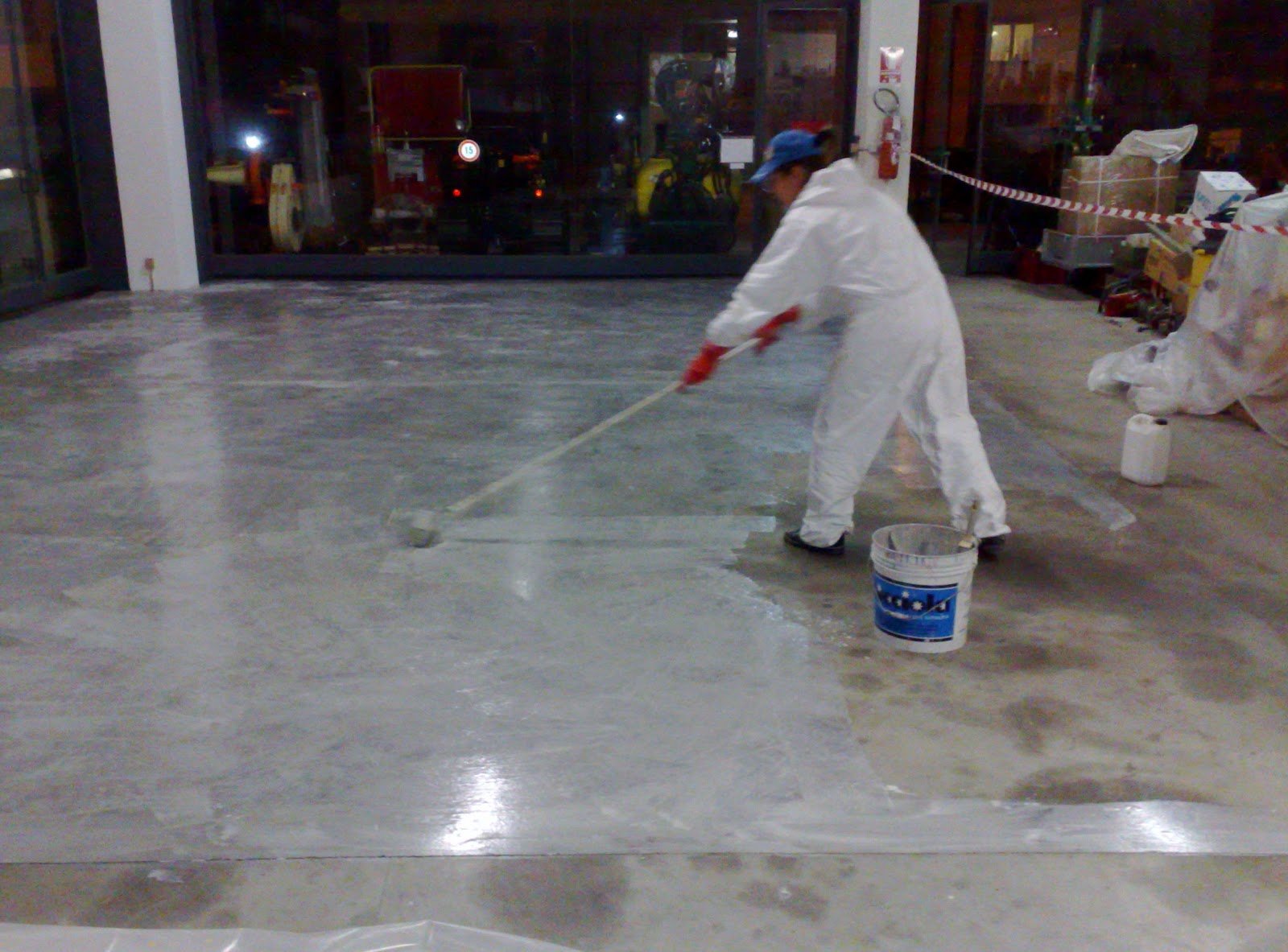 COMINODECORI : TINTEGGIATURE / VERNICIATURE INDUSTRIALI