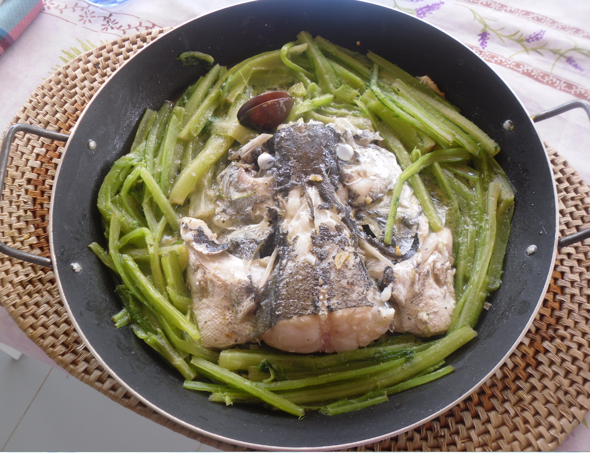 LA COCINA PLURAL: COGOTE DE MERLUZA CON BORRAJAS