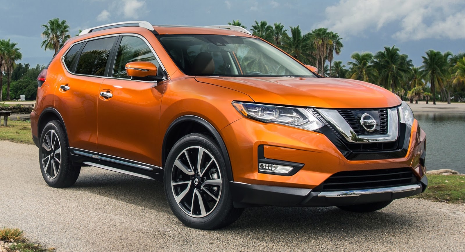 Nissan Rogue ganha versão híbrida e outras novidades para 2017