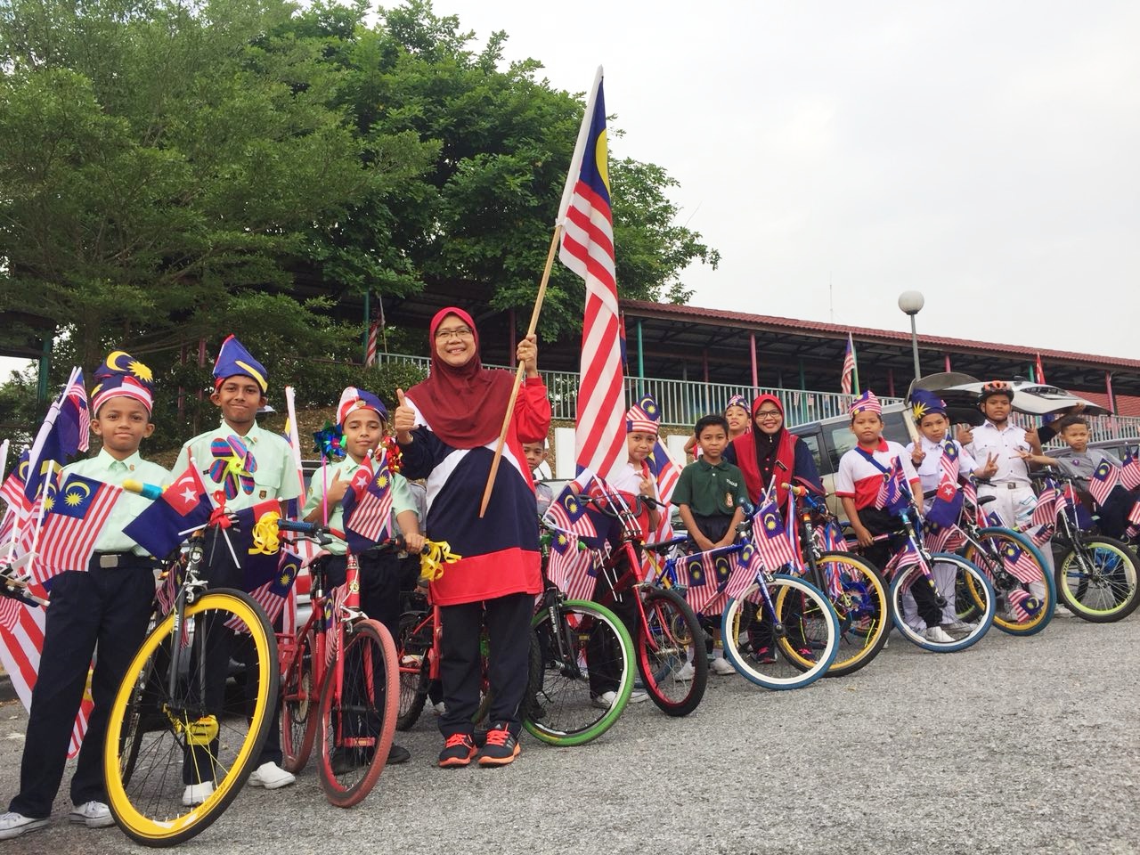 LESTARI SKSPP: PROGRAM BERBASIKAL MERDEKA DAN CINTAI ALAM SEKITAR