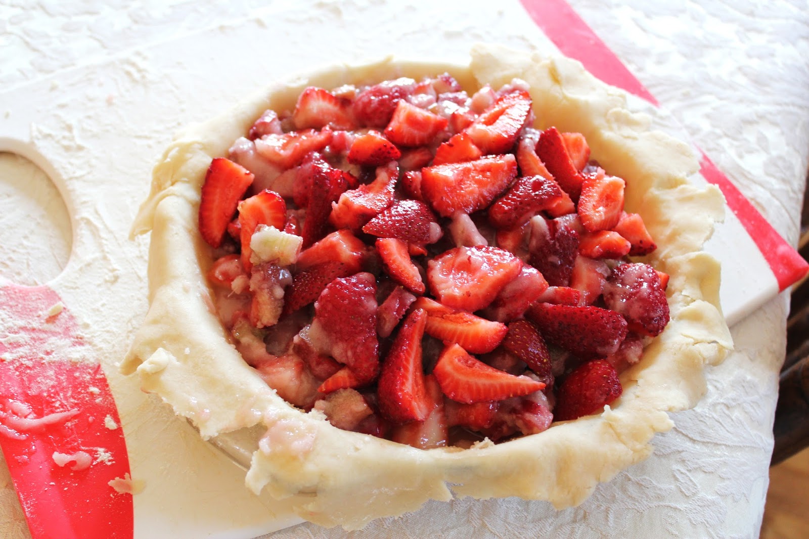The Niewald Kitchen Table : Perfect Pie Crust: 10 Steps