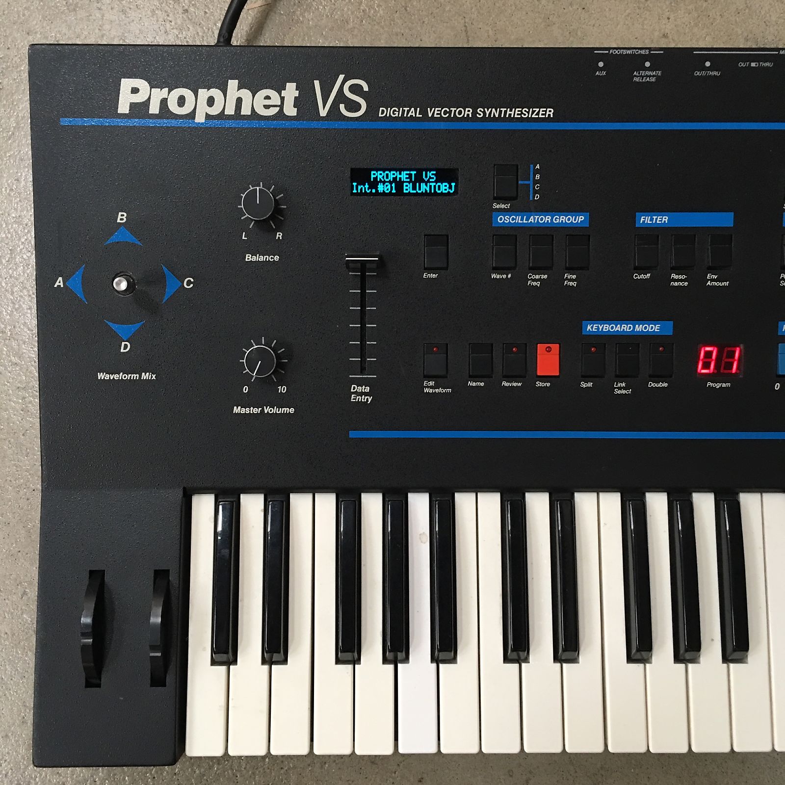 MATRIXSYNTH: Sequential Circuits Prophet VS SN 0005 with New Display