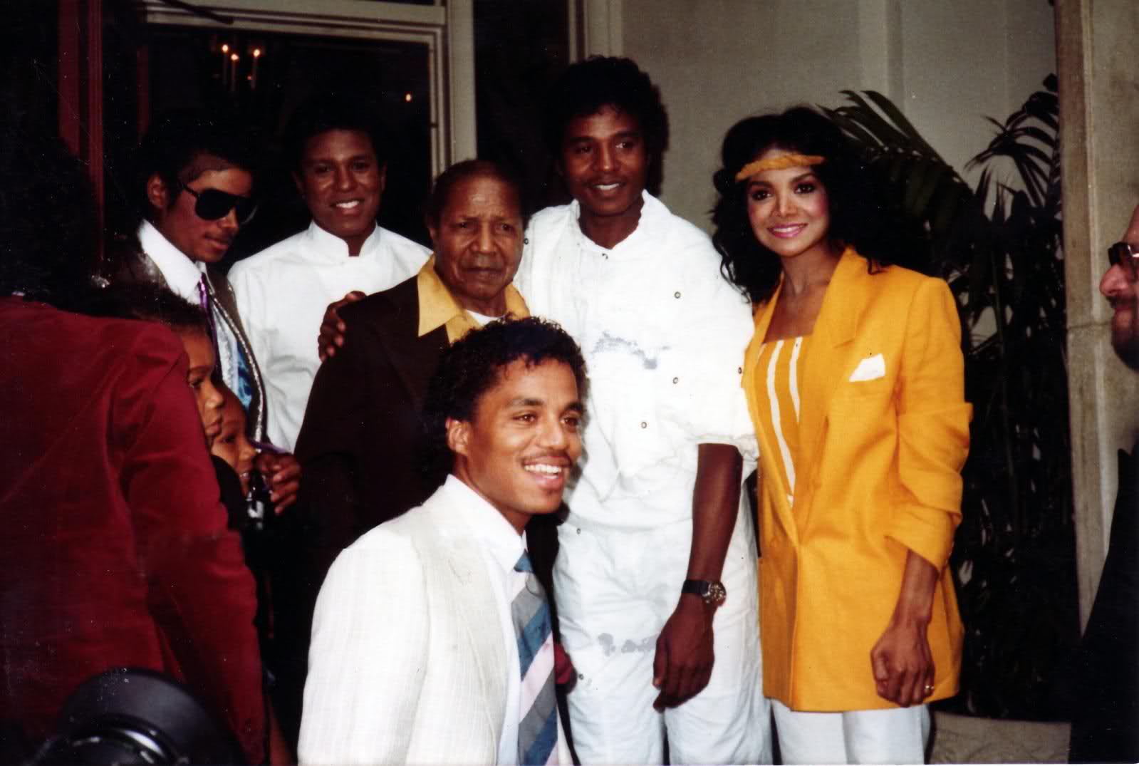 SECRETS CONFIDENTIAL 2013: 03/04/13