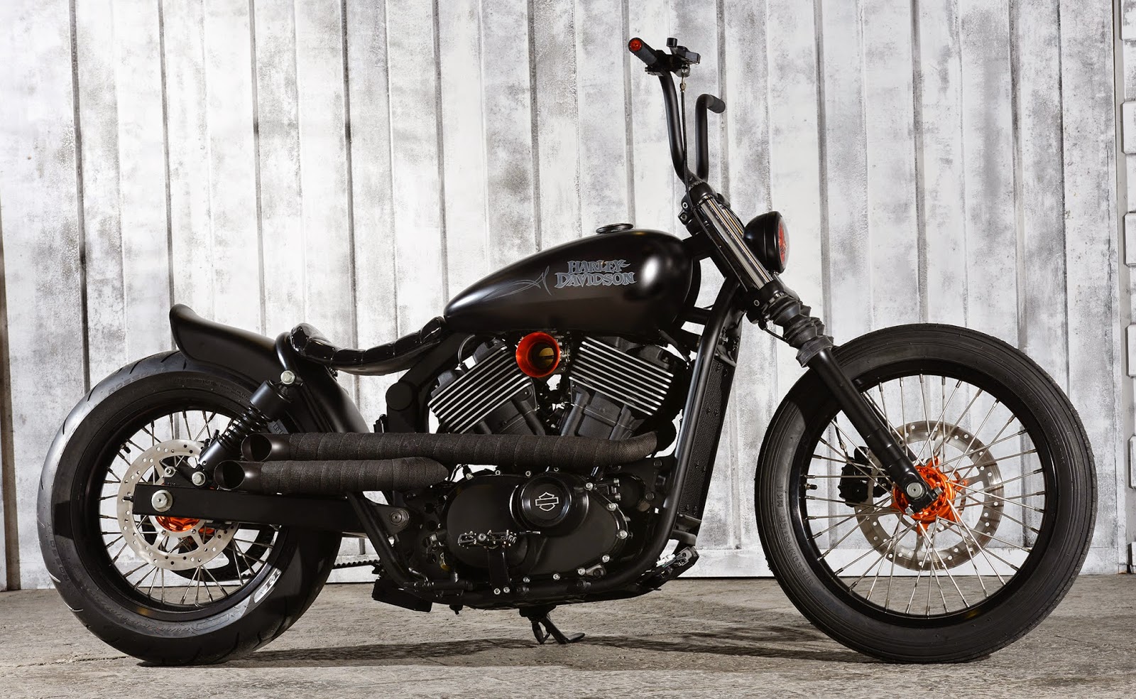biker excalibur II: Customized-Street 750 by Harley-Davidson Blog