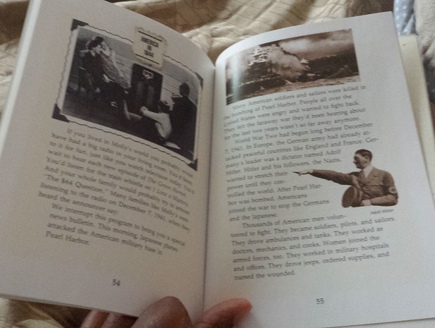 Living A Doll's Life : *REVIEW* Meet Molly Book One 1989 Version & 2014 ...