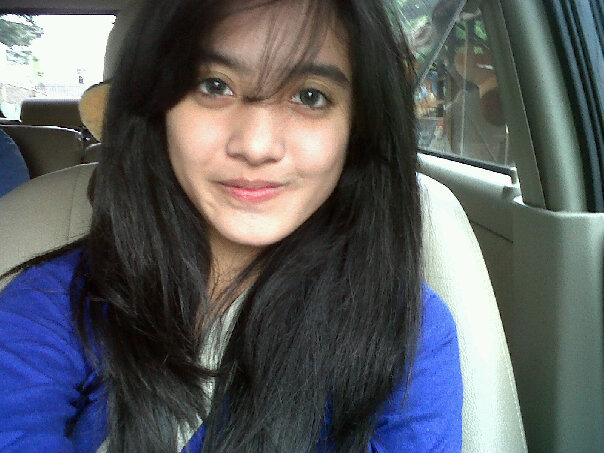 Cakepnya Vira Razak Vocalist Revara Band ~ AndyAndong Note