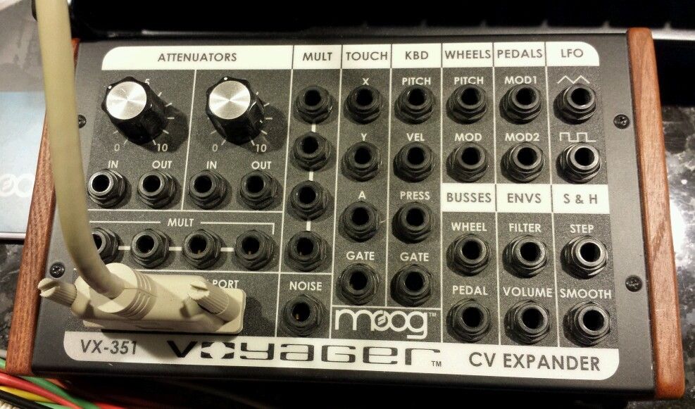 MATRIXSYNTH: Modular MOOG Electric Blue Voyager SN EB0832 with CP-251 ...