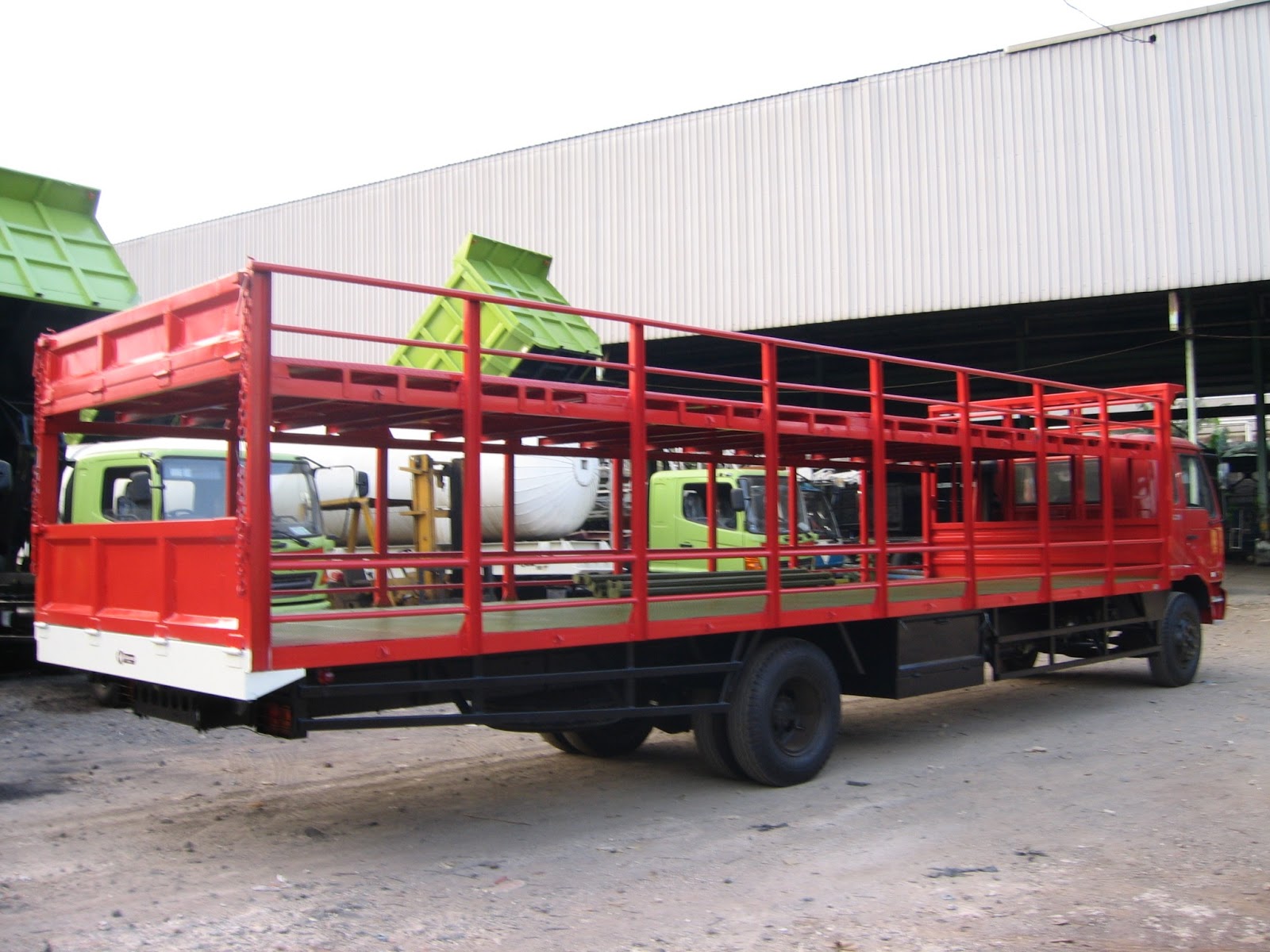 DIAMOND TRAILER - KAROSERI TRUK DAN TRAILER: TRUK DAN TRAILER ANGKUTAN ...