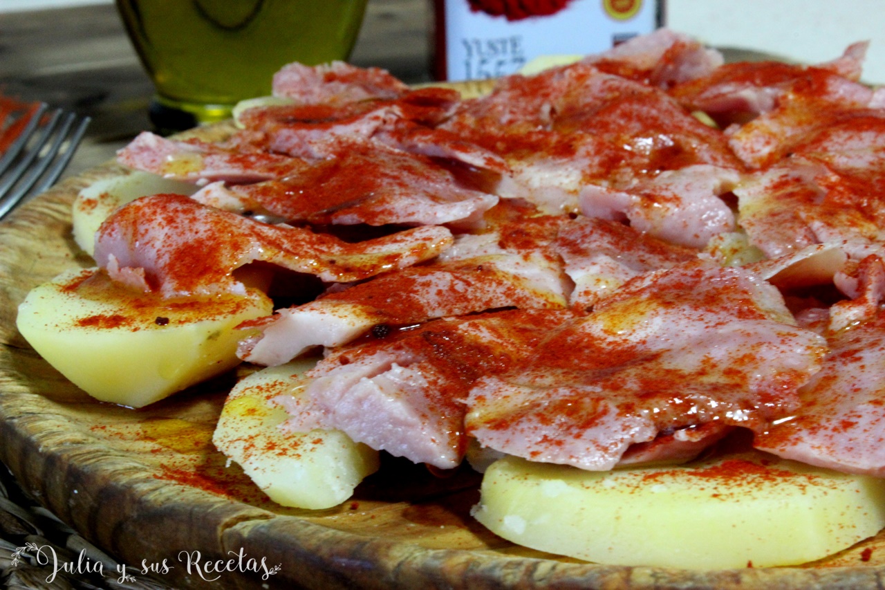 JULIA Y SUS RECETAS: Lacón a la gallega