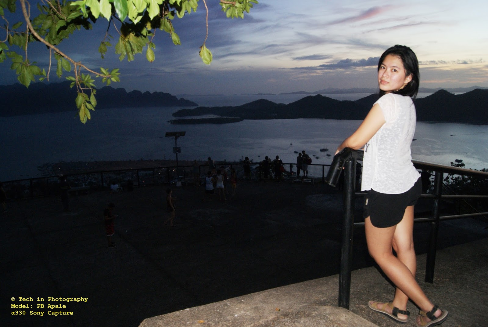 Mount Tapyas Viewing Deck - Simply Majestic Sunset