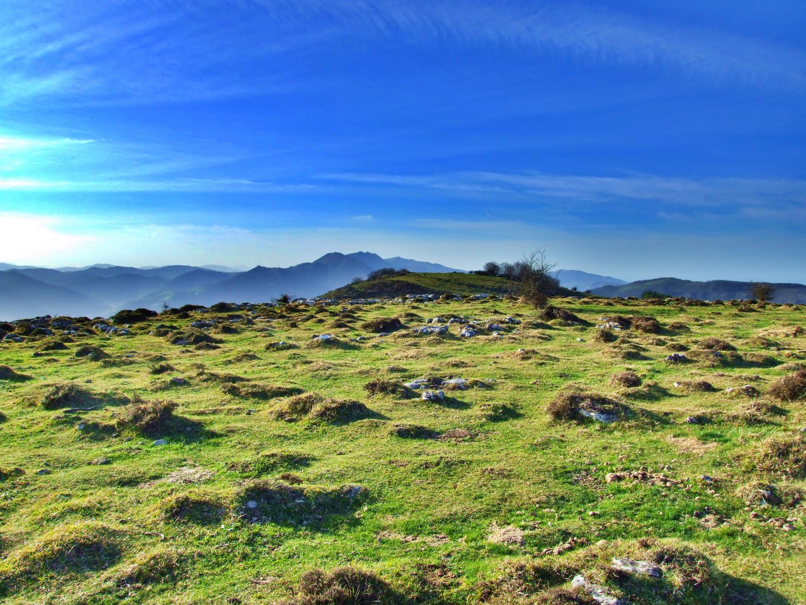 Basozaina - El guardabosques: De montículos, karst & satorrak