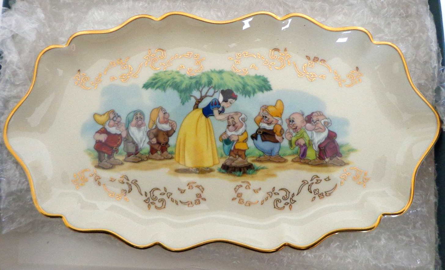Filmic Light - Snow White Archive: Lenox Snow White Bowls & Dishes