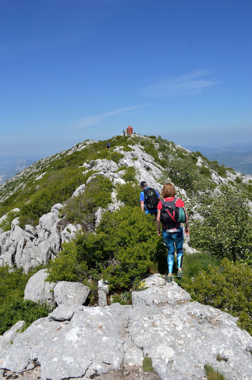 Ljepote planina: Mosor - Veliki Kabal i Vickov stup, svibanj 2018