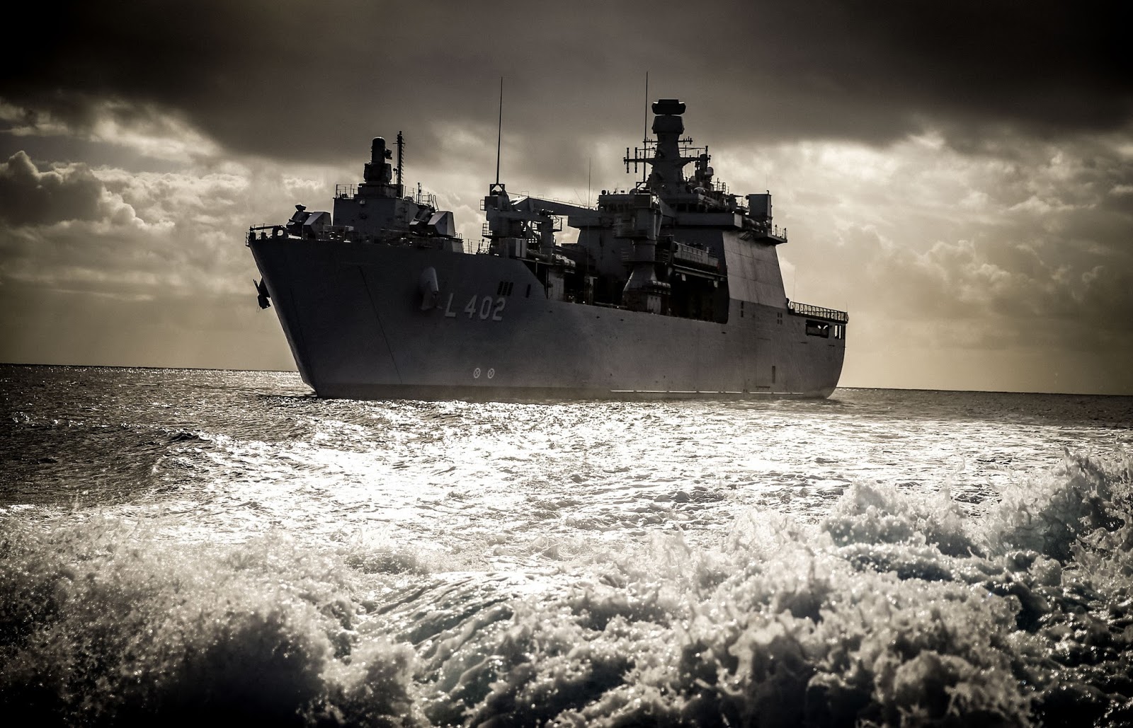 Naval Analyses: Bayraktar class landing ships of the Turkish Navy