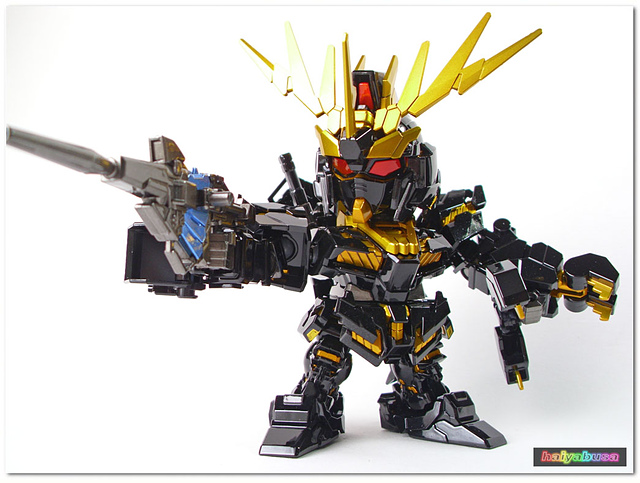 SD Gundam Banshee chrome painted build