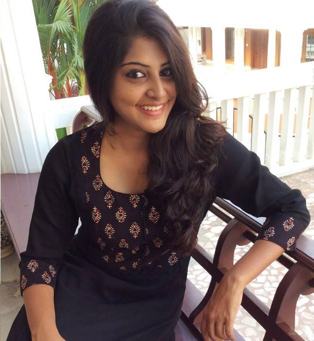 Actress Manjima Mohan Cute Gallery | Gethu Cinema