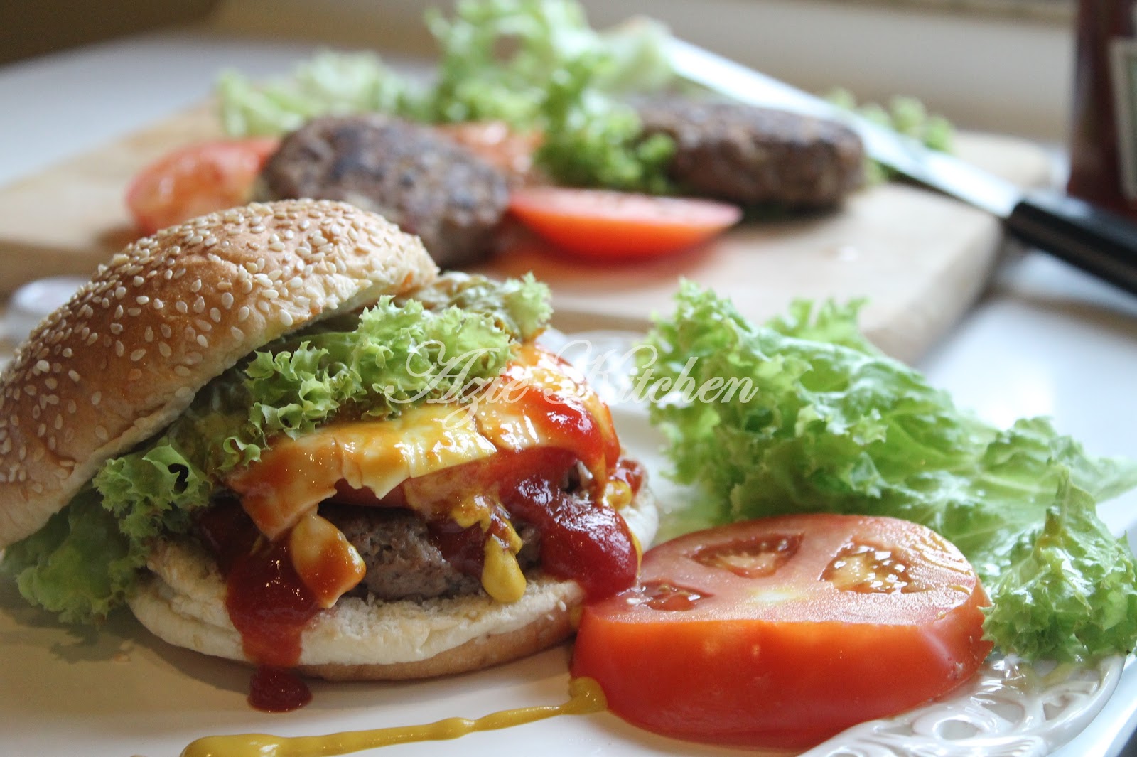 Nur Qaseh Homemade Beef Burger - Azie Kitchen