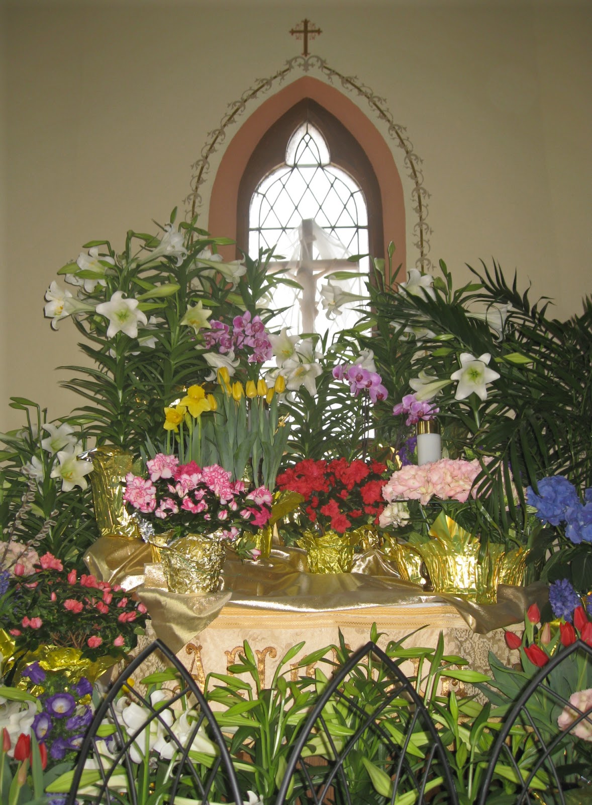 Roberta's Random Ramblings ... Art ... Assemblages ... and Stuff ...