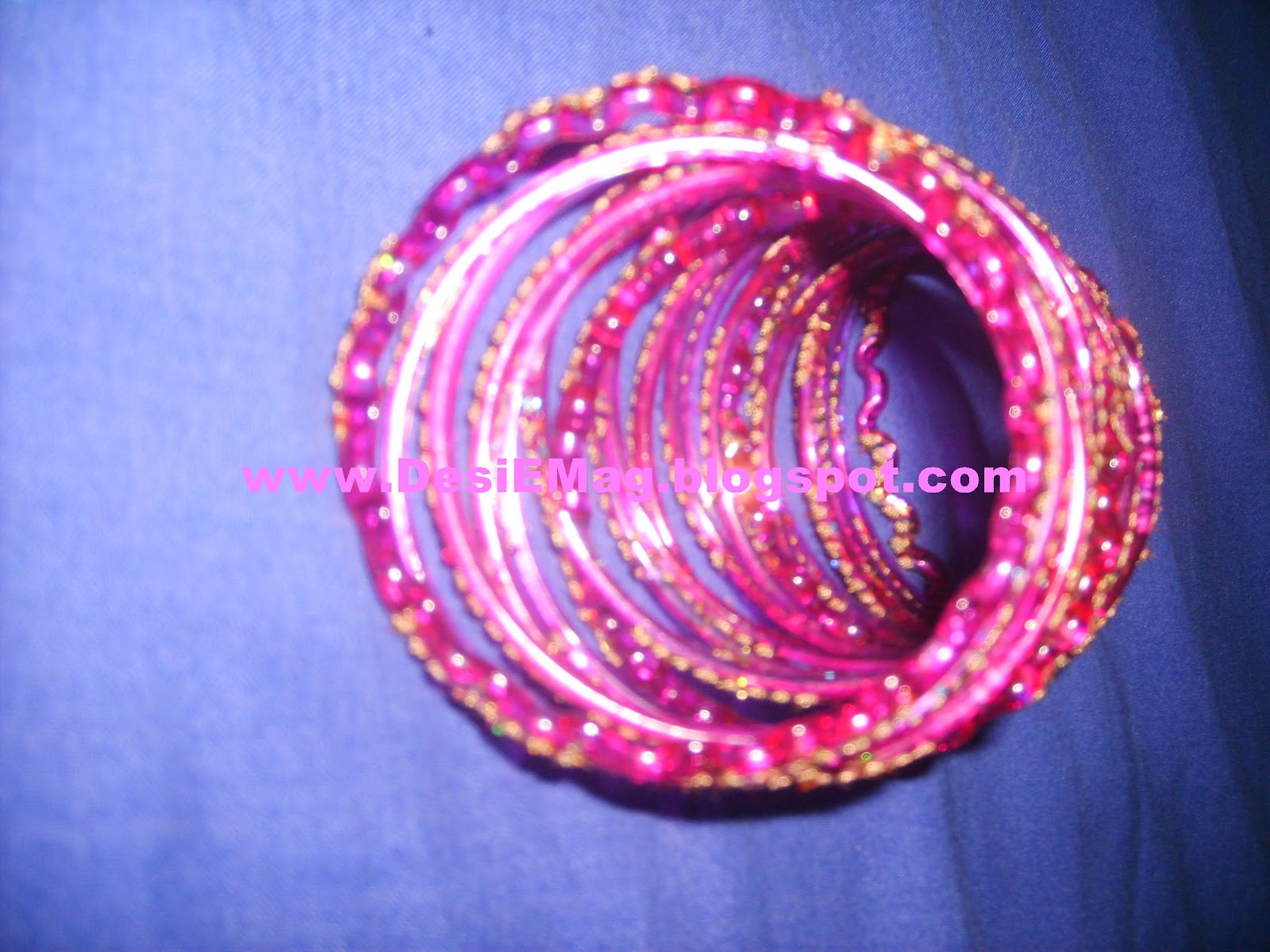 Bollywood Pakistani / Indian Glass Bangles With Gold Glitter ~ DesiEMag