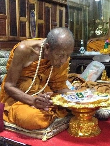 itgc4dbs Amulets.: LP KhamBu Hand and foot Phant Yant 2554 Wat Koot Chom Pu