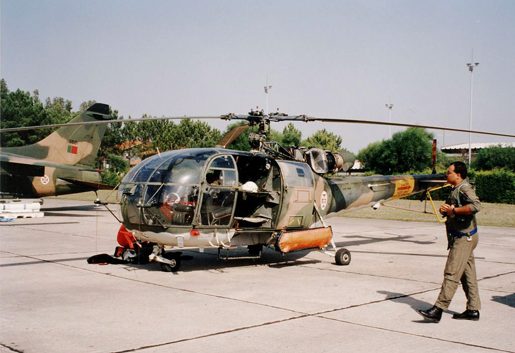 HELICÓPTEROS (M474-8AL/2011) (Parte I) ~ PÁSSARO DE FERRO