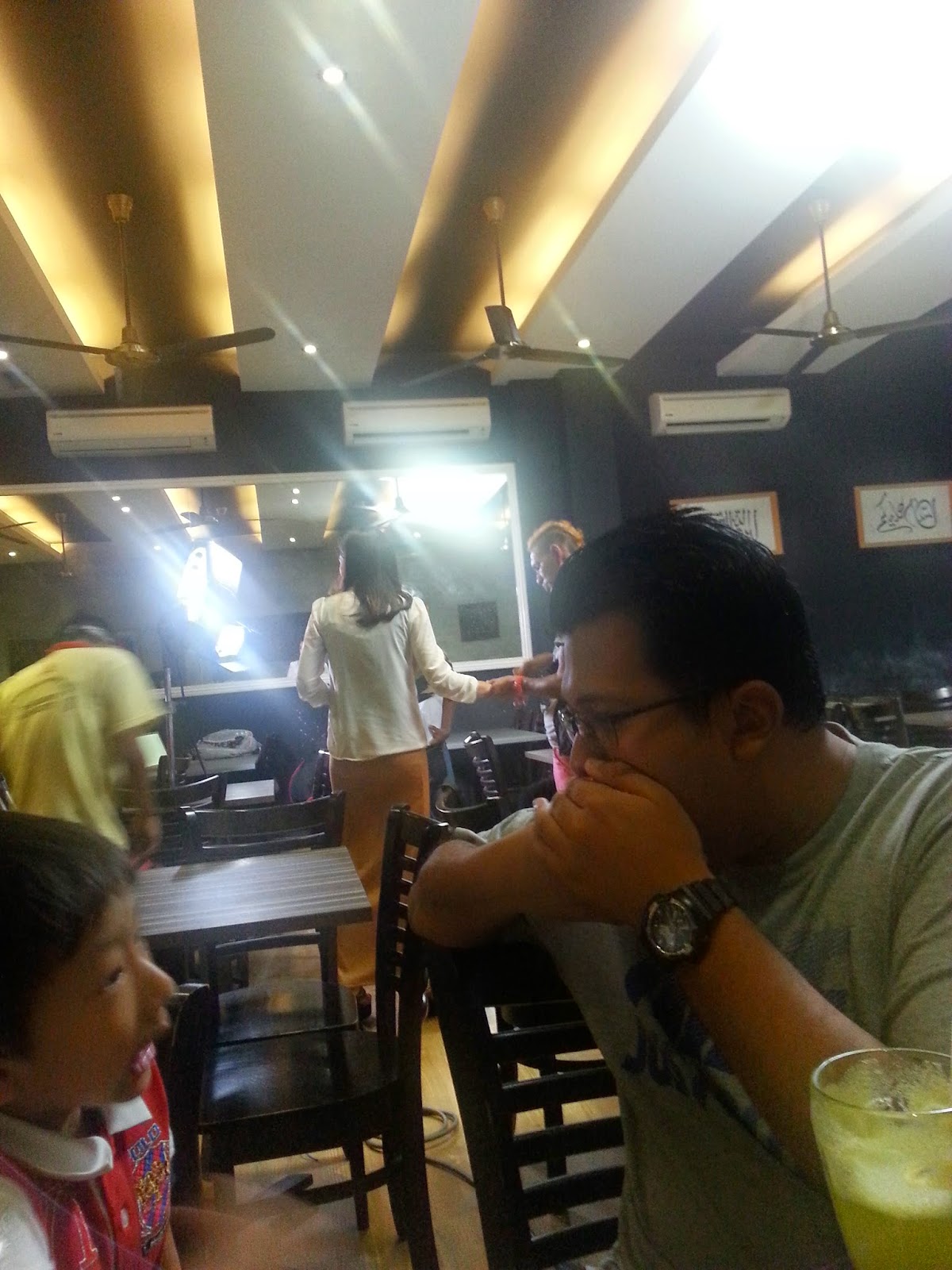 MY LIFE AND MY WORLD: Restoran Jemari Seksyen 7