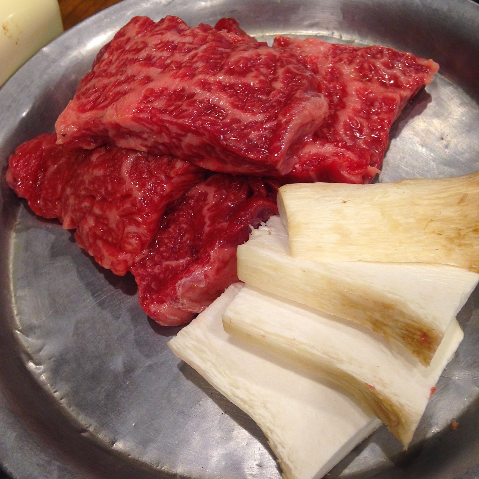 FoodieFC: Must Try Grilled Pork Ribs from Jobakjip 조박집 (South Korea, Seoul)