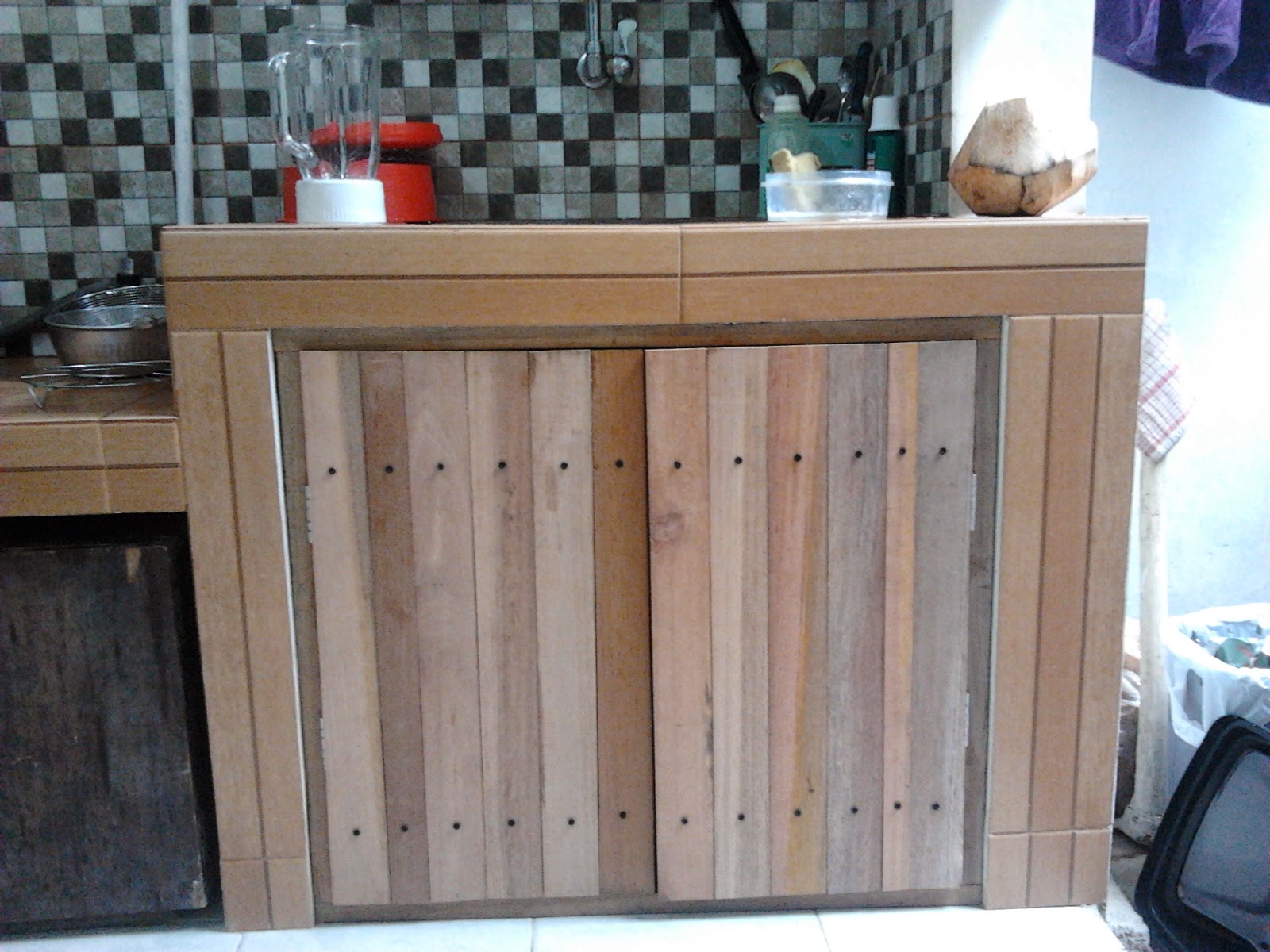 CORAT CORET: Membuat Pintu Kitchen Set
